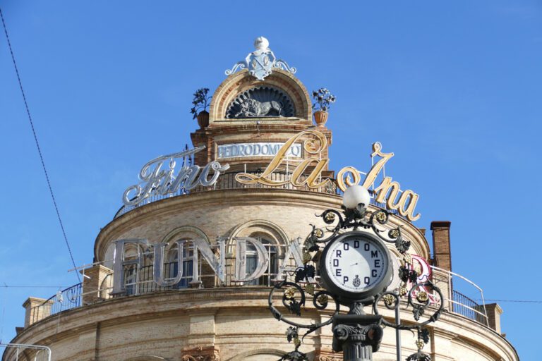 Guide to JEREZ - Flamenco, Carthusians, And Sherry Wine