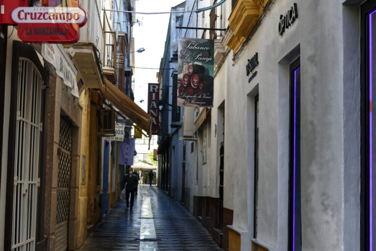 Guide to JEREZ - Flamenco, Carthusians, And Sherry Wine