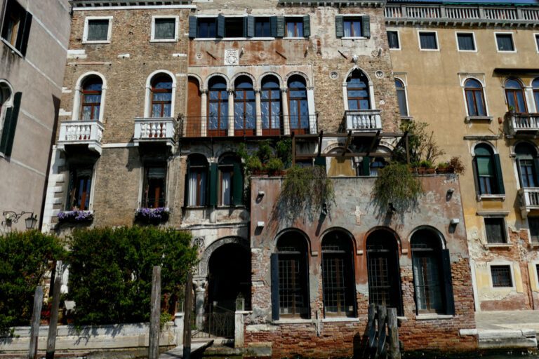Guide to the 50 Most Beautiful Palaces in Venice | bye:myself