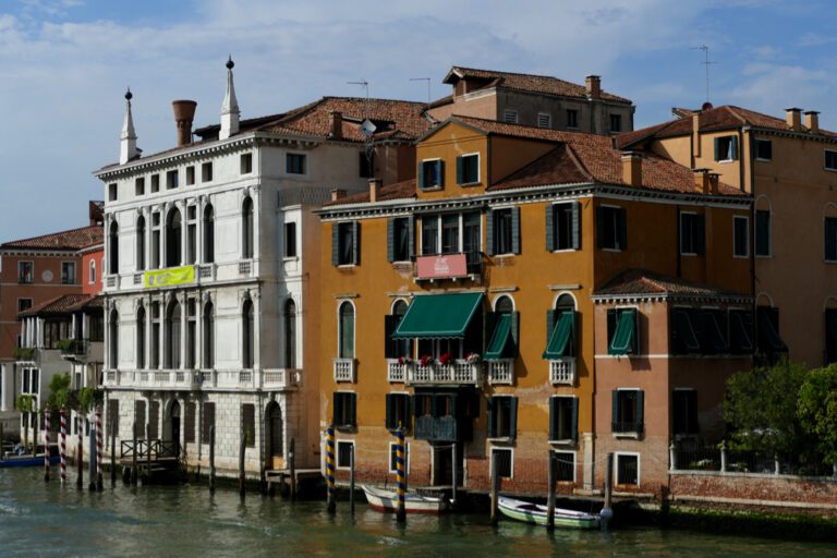 Guide to the 50 Most Beautiful Palaces in Venice | bye:myself
