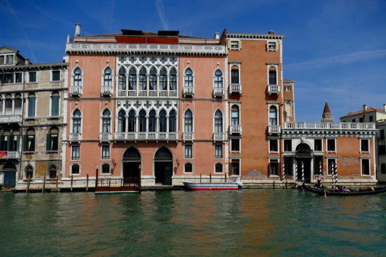 Guide to the 50 Most Beautiful Palaces in Venice | bye:myself