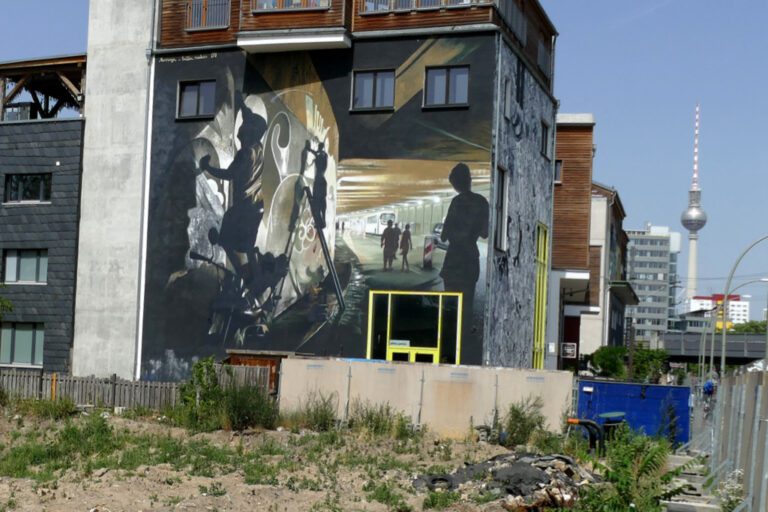 Best Street Art in BERLIN - rough and ready | bye:myself